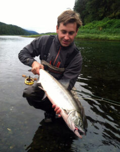 5 Proven Methods for Chum Salmon Fishing in Rivers